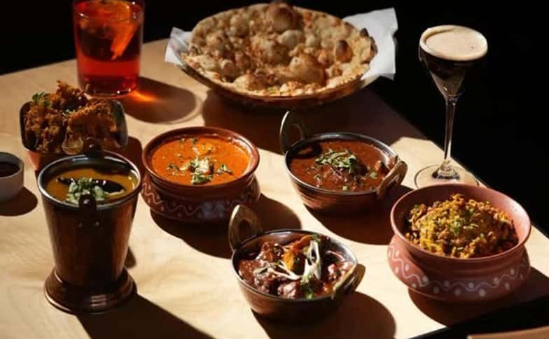 Flat Earth Pizzas: 50% off the first table of the night with First Table