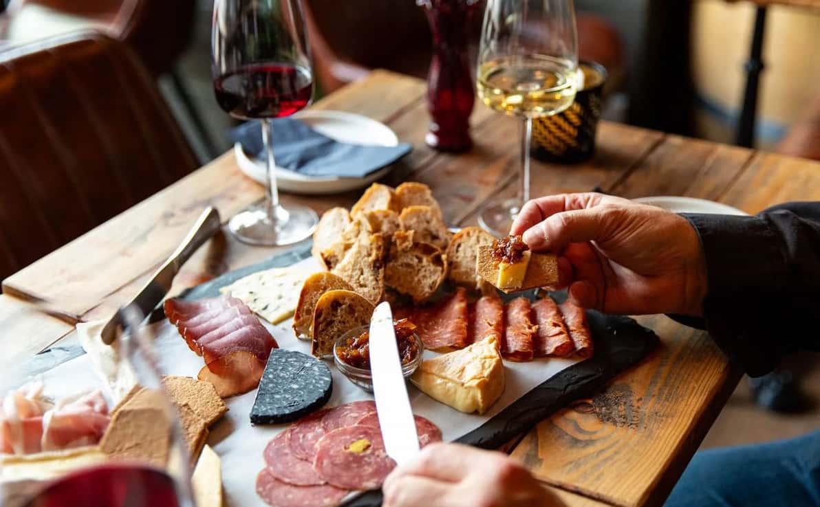 Carne: 50% off the first table of the night with First Table