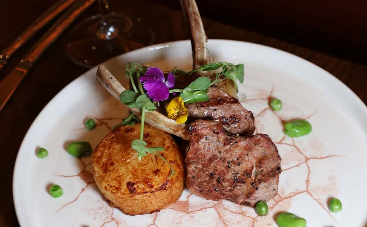 Sabai Sabai Central: Book any time at everyday prices